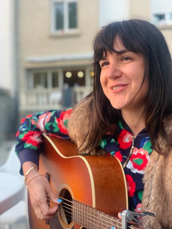 Rencontre avec Céline ROSE, porteuse de la magie du chant sacré ...